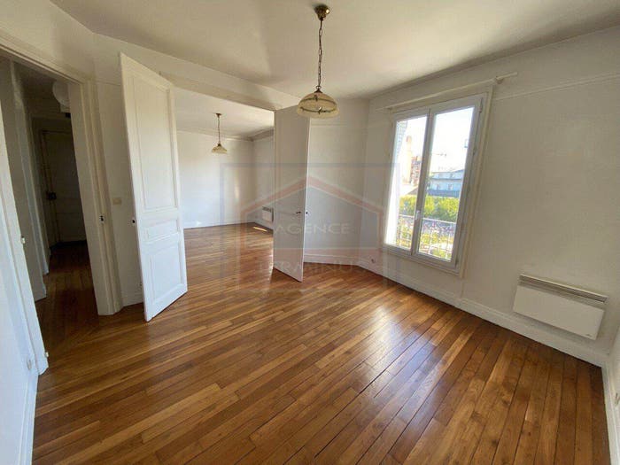 Centre Ville-Commerce, Enghien-les-Bains - Appartement 3 pièces à louer
