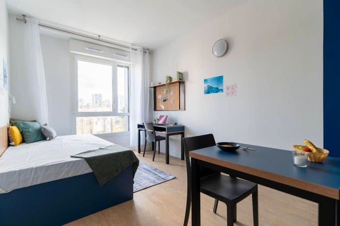 Hôtel de Ville, Créteil : Appartement 1 pièce à louer