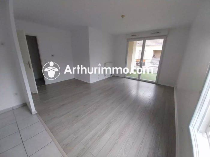 Appartement 3 pièces à Centre Est, Lieusaint, à louer