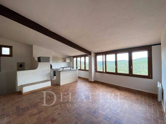 Le Bar-sur-Loup : Appartement 4 pièces à louer