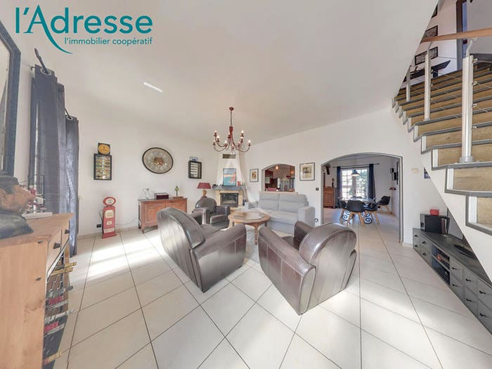 Champs-sur-Marne, Bords de Marne - Maison 6 pièces à vendre