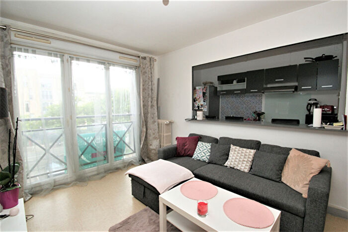 Fontenay-le-Fleury, Soleil Levant : Appartement 2 pièces à vendre