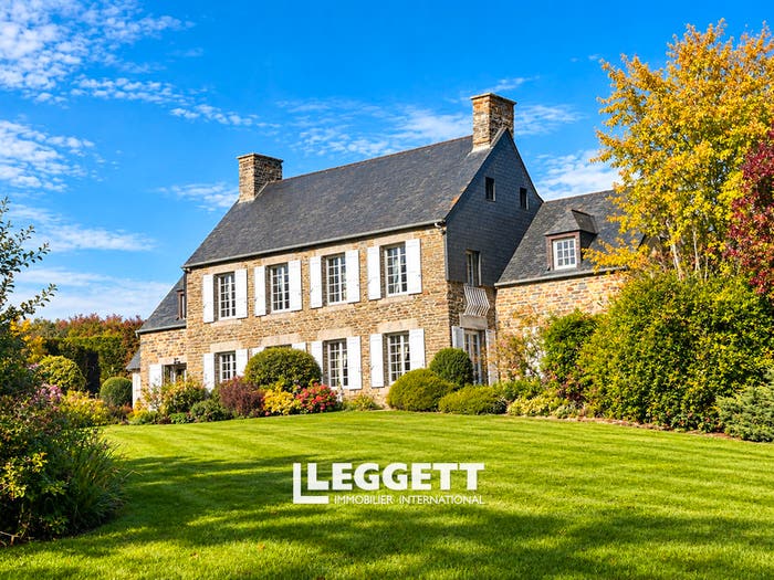 Maison 10 pièces à vendre à La Chapelle-Engerbold
