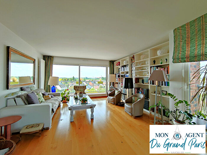 Appartement 4 pièces à Jouy-en-Josas, à vendre