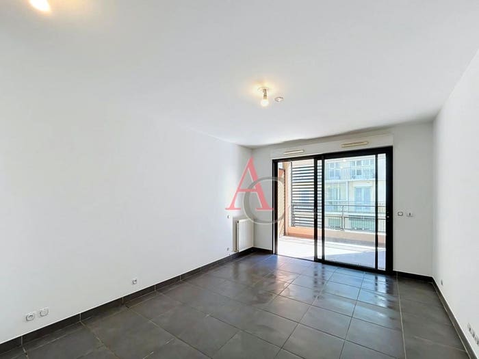 Appartement 1 pièce à Nice, Saint-Lambert, Bas-Cimiez, à vendre