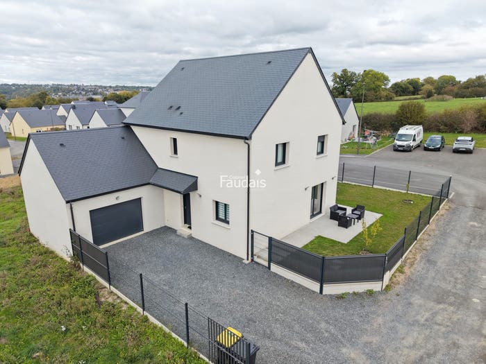 Saint-Lô : Maison 6 pièces à vendre