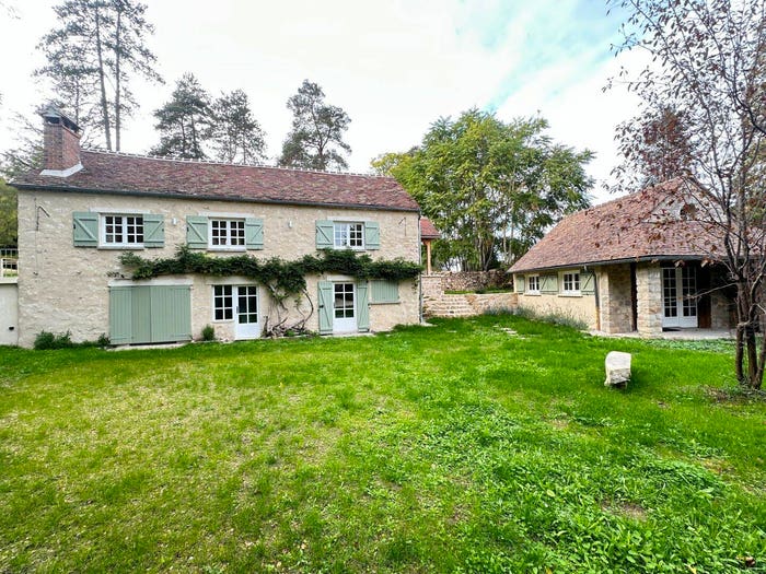 Maison 7 pièces à Noisy-sur-École, à louer
