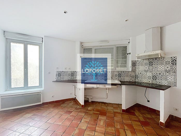 Appartement 2 pièces à Montlieu-la-Garde, à louer