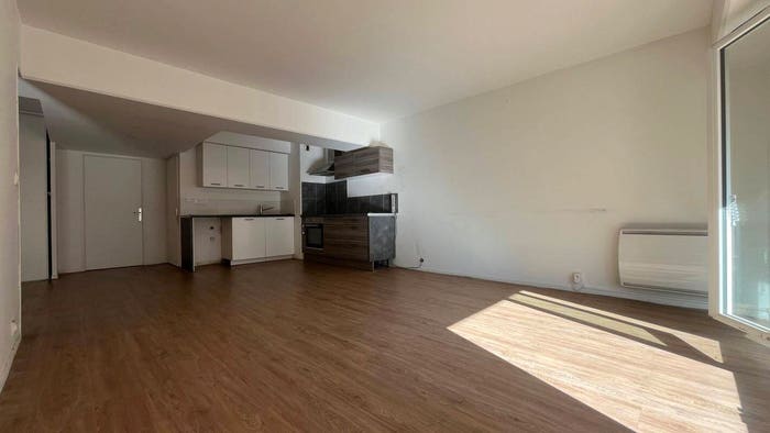 Le Centre, Le Plessis-Trévise : Appartement 3 pièces à louer