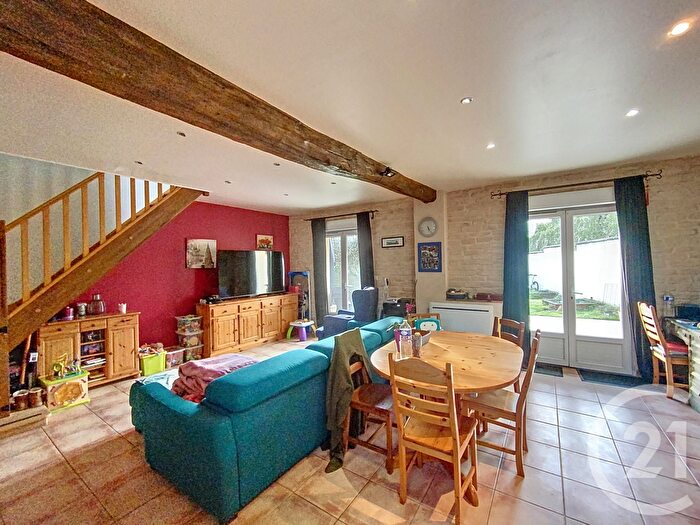 Maison 3 pièces à vendre à Villethierry