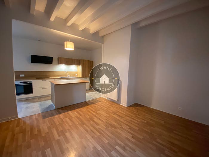 Gennes : Appartement 6 pièces à louer