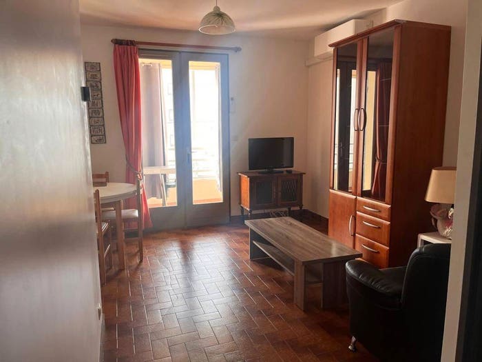 Appartement 2 pièces à Centre Ville, Pont-Saint-Esprit, à louer