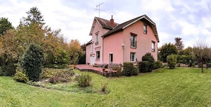 Maison 9 pièces à vendre - Beaune-la-Rolande