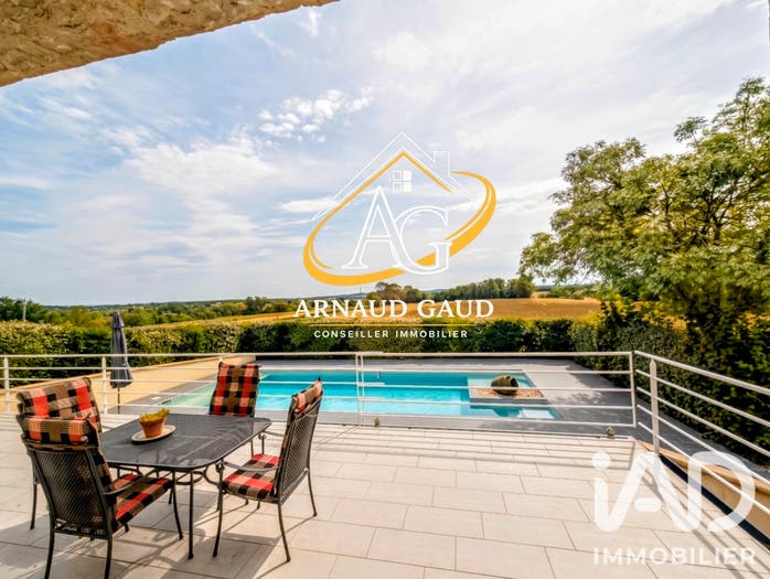 Maison 10 pièces à Lapenche, à vendre