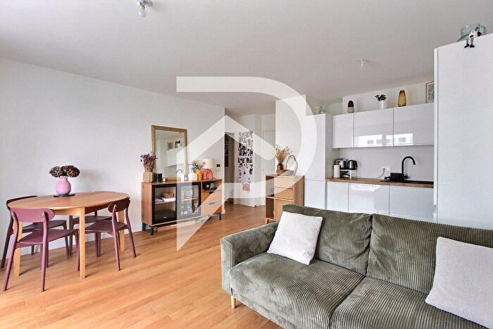 Asnières-sur-Seine, Gresillons, Voltaire : Appartement 3 pièces à vendre