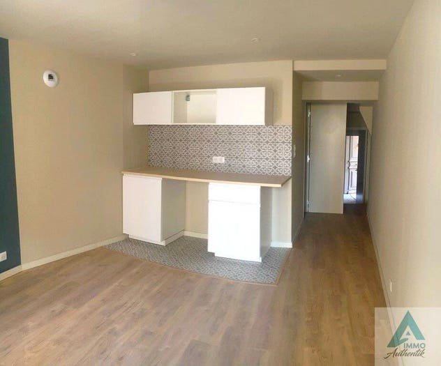 Appartement 1 pièce à louer à Auriol