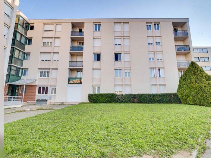 Zone Rurale Nord, Bagnols-sur-Cèze : Appartement 2 pièces à louer