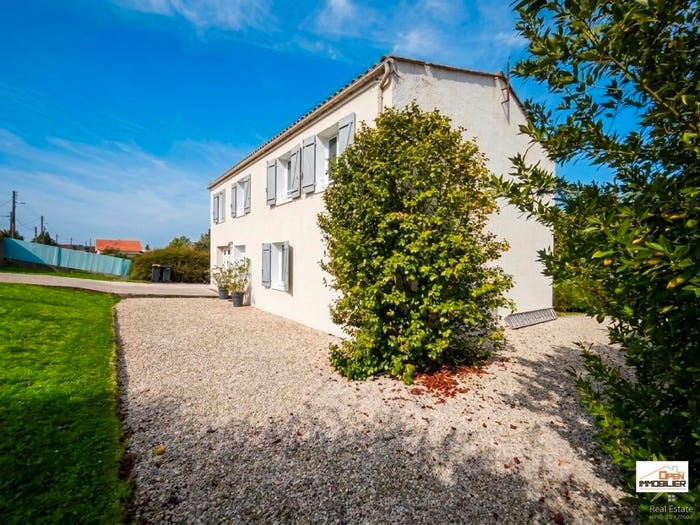 Angoulême : Maison 5 pièces à vendre