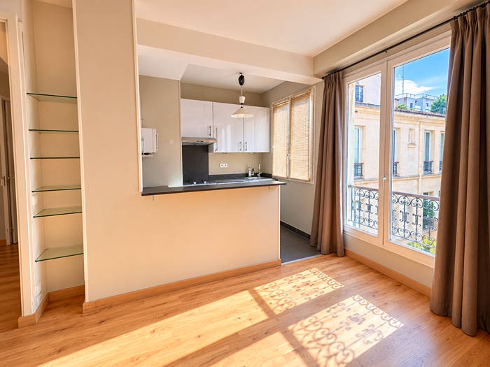 Appartement 2 pièces à Paris 15ème, Saint-Lambert, Convention, à vendre