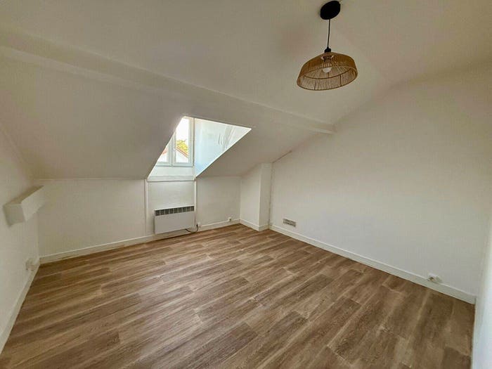 Mermoz, Villemomble : Appartement 3 pièces à louer