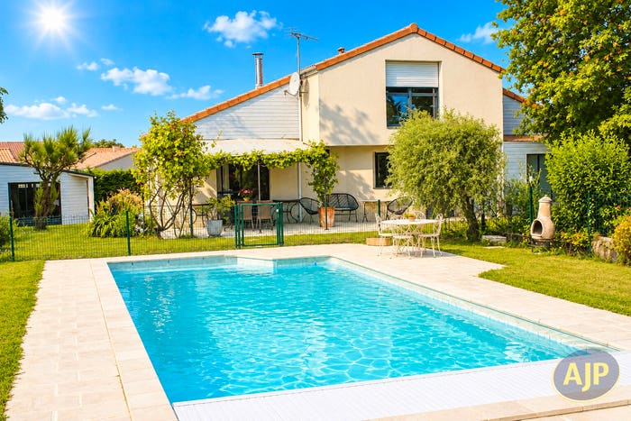 La Séguinière : Maison 8 pièces à vendre