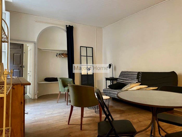 Appartement 1 pièce à Arènes, Nîmes, à louer