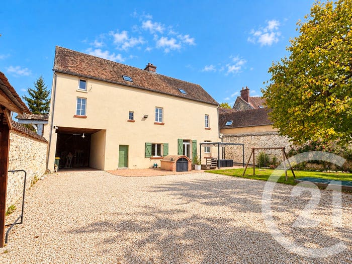 Maison 6 pièces à vendre à Anet