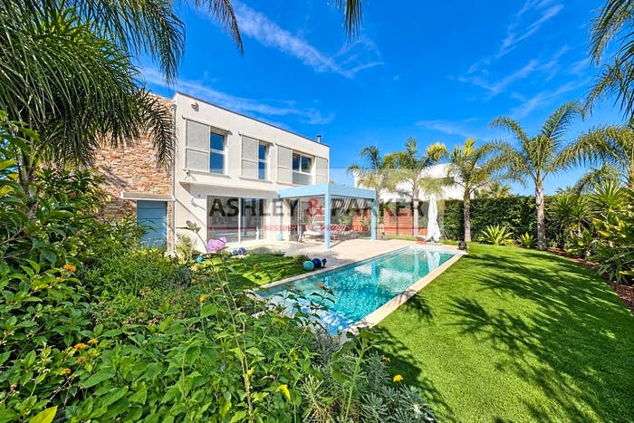 Maison 6 pièces à vendre - Antibes, Juan-les-Pins, Le Cap