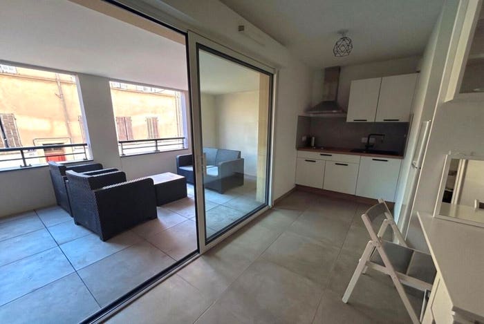 Appartement 1 pièce à louer à Marseille 6ème, Vauban