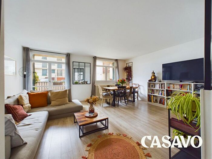 Asnières-sur-Seine, Bécon, Bourguignons : Appartement 2 pièces à vendre