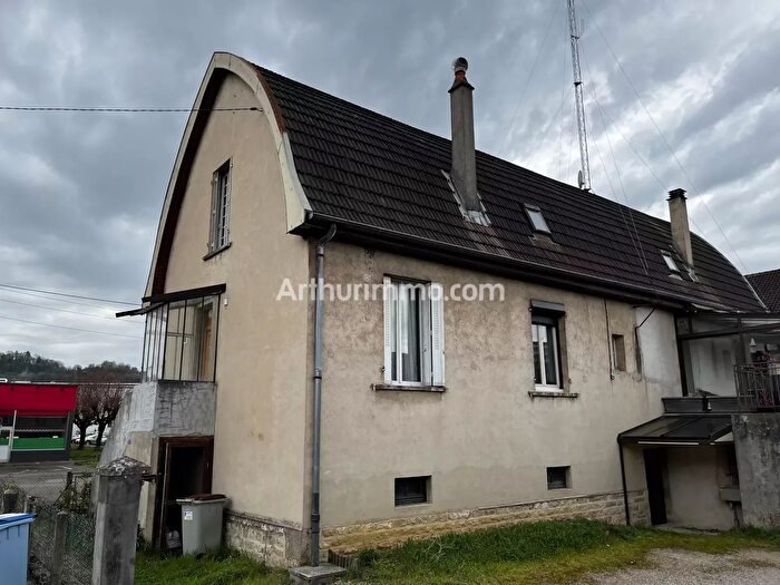 Maison 3 pièces à Lons-le-Saunier, Mouillères, Parc des Bains, à vendre