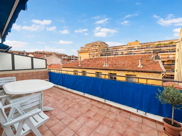 Appartement 3 pièces à vendre à Menton, Hôtel de Ville, Vieille Ville, Musée, Madone, Carnolès