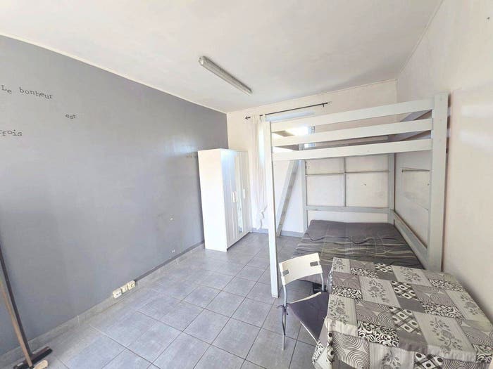 Appartement 1 pièce à Montolivet, Marseille 12ème arrondissement, à louer