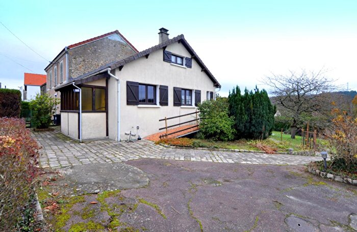 Maison 4 pièces à vendre - Saint-Chéron