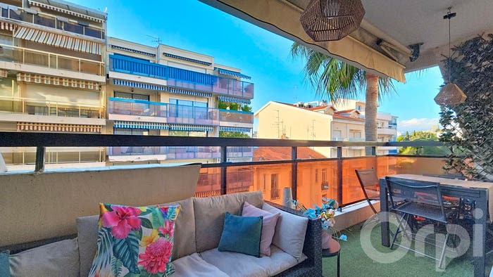 Antibes, Juan-les-Pins, Le Cap : Appartement 3 pièces à vendre