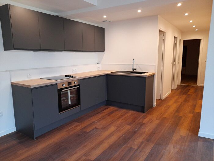 Fontenay-le-Fleury : Appartement 3 pièces à vendre