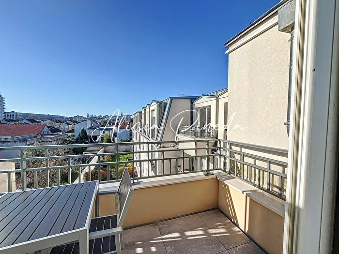 Appartement 3 pièces à Asnières-sur-Seine, Coubertin, à vendre