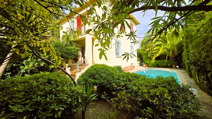 Maison 5 pièces à vendre à Nice, Chambrun
