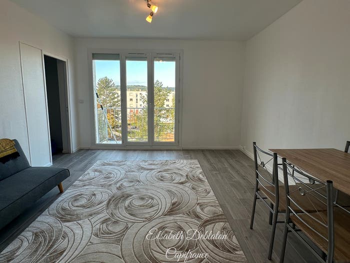 Noyon, Ceinture centre-ville, Beauséjour : Appartement 2 pièces à vendre