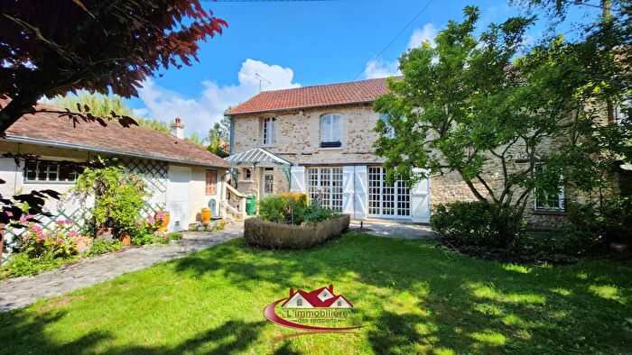 Maison 5 pièces à vendre à Longnes