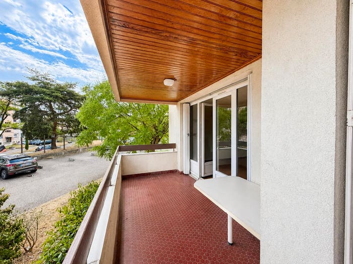 Appartement 3 pièces à vendre - Décines-Charpieu, Berthaudière