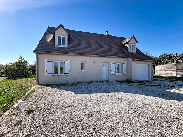 Maison 6 pièces à vendre à Monteaux