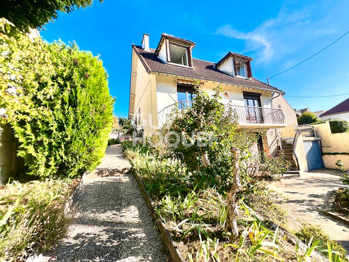 Massy, Centre-ville : Maison 6 pièces à vendre