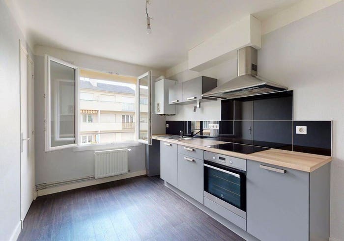 Amphitheatre, Rodez : Appartement 3 pièces à louer