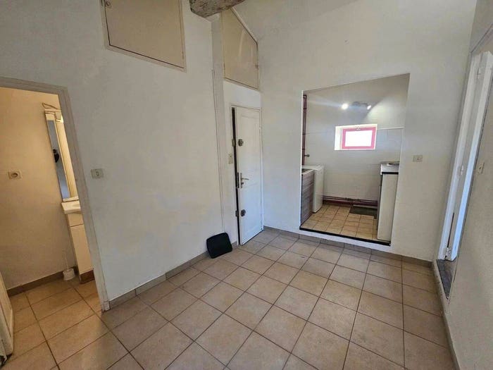 Appartement 2 pièces à Vieille Ville-Cativel, Gardanne, à louer