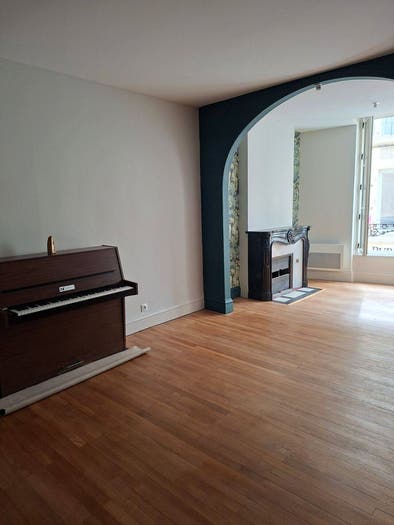 Trois Quartiers-Centre Ville, Poitiers : Maison 5 pièces à louer