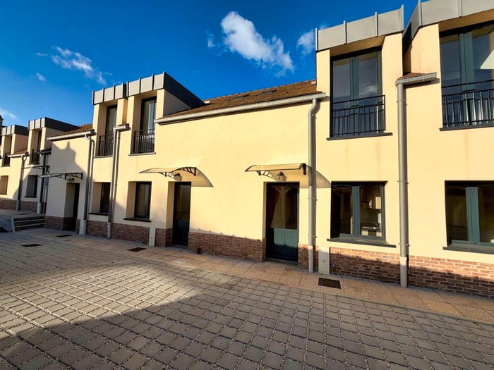 Maison 4 pièces à Réau, à vendre