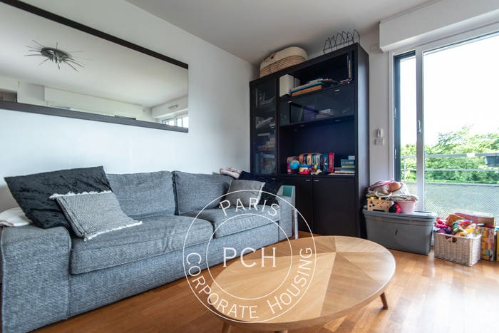 Issy-les-Moulineaux, Les Iles, La Ferme : Appartement 5 pièces à louer
