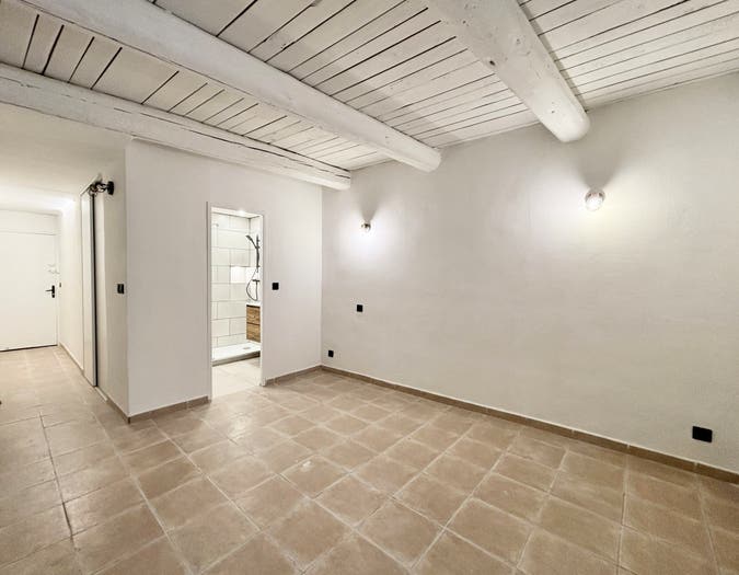 Appartement 2 pièces à Aix-en-Provence, Centre-ville, à vendre