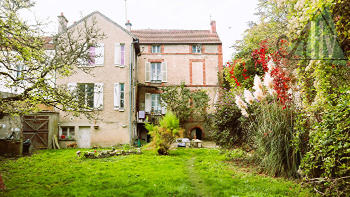 Pont-sur-Yonne : Maison 5 pièces à vendre